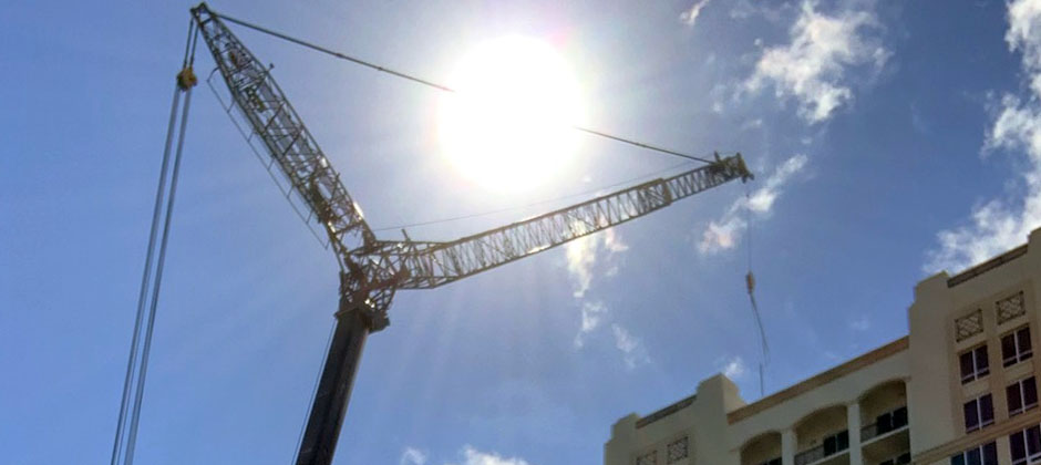 Hunter Merchant | Specialized Hauling, Rigging, Crane Service