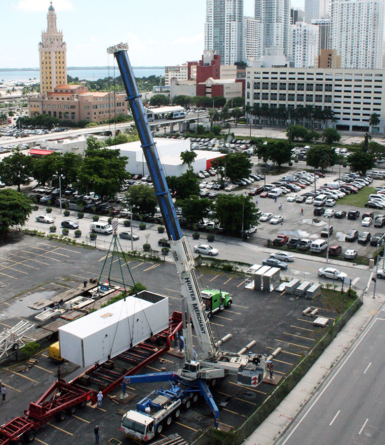 Hunter Merchant | Specialized Hauling, Rigging, Crane Service