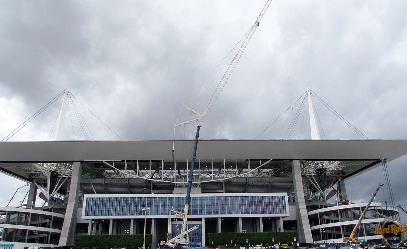 Hunter Merchant | Specialized Hauling, Rigging, Crane Service